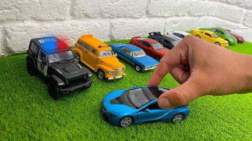 Машинки Сюрпризы МАШИНКИ ЕДУТ ПРО ТРАВЕ Видео про Машины Рыжий Ёжик ТВ Дзен