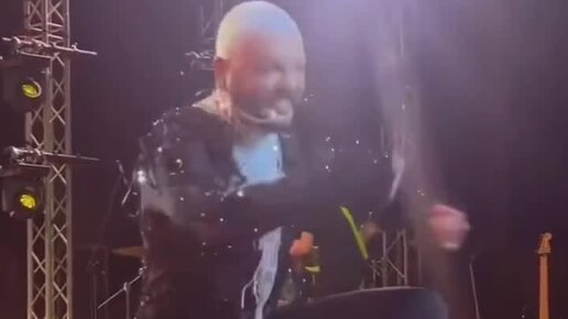 СТАРХИТ | STARHIT | Филипп Киркоров желает всем веселой пятницы 🕺🏻 | Дзен